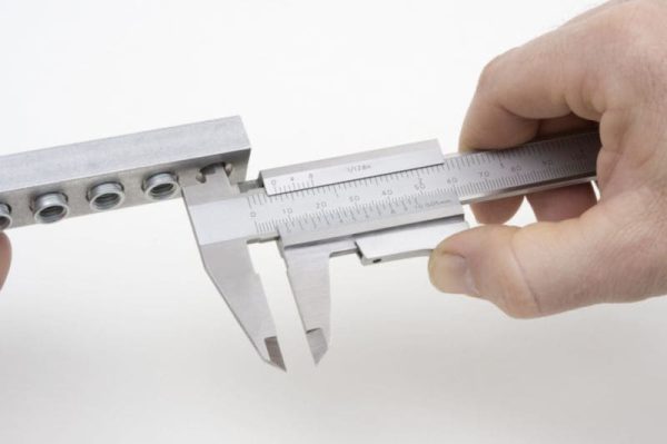 Qué es y cómo medir con un pie de rey | Blog Würth